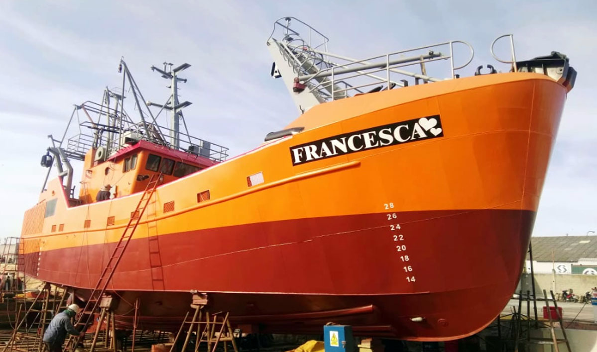 Preparan la botadura del “Francesca” – COMUNIDAD PORTUARIA